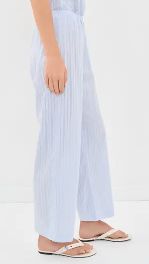 Donni. Eyelet Pop Simple Crop Pants Stripe Pattern