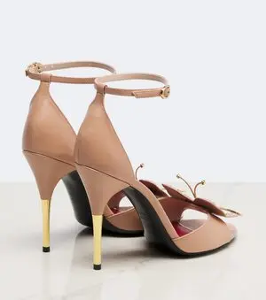 Valentino Garavani Embellished Leather Sandals - Pink