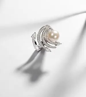 Yeprem 18kt White Gold Diamond And Pearl Ring