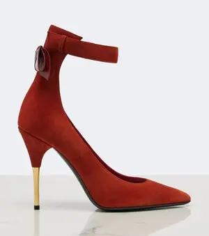 Valentino Garavani Fatale Suede Pumps With Ankle Strap - Red