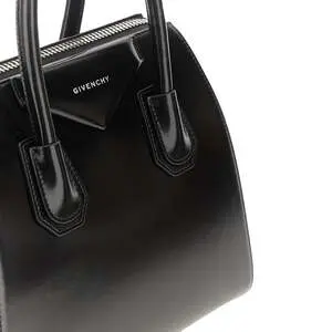 Givenchy Leather Small 'antigona' Bag - Black