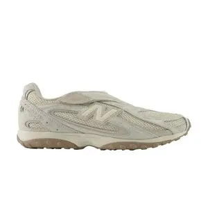 NEW BALANCE 204v Sneakers - Brown