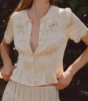 DÔEN Yvette Silk Satin Lace Button-up Blouse - Candlelight