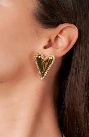 MELANIA CLARA Heart Stud Earrings With Pav Cubic Zirconia