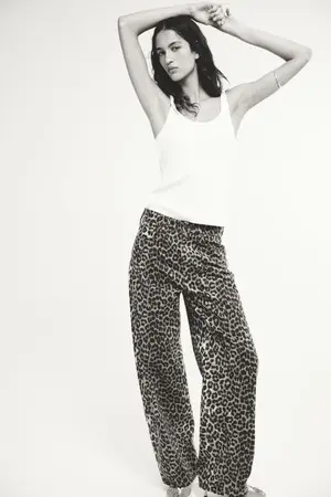 H&M Barrel-leg High-waist Jeans - Beige/leopard Print