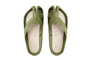 CCILU USA Stepping Stone Caring Reflexology Slide Sandals - Mosstone