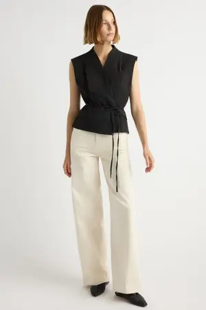 Modern Citizen Leandra Tie-wrap Vest - Black