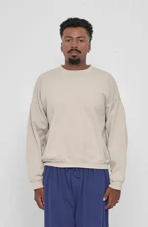 EVERYBODY.WORLD Trash Crewneck Oat