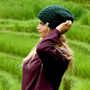 NIRVANNA DESIGNS Puff Beanie - Green