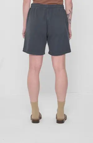 EVERYBODY.WORLD Everyday Shorts