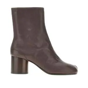 MAISON MARGIELA Tabi' Leather Ankle Boots - Brown