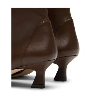 STUART WEITZMAN Vinnie Bootie 50