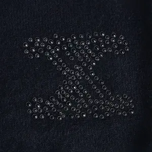 Max Mara Cashmere Sweater With Embellished Logo - Blue
