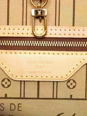 LOUIS VUITTON Monogram Neverfull Gm Tote Bag - Brown