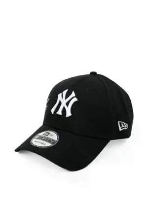 New Era Embroidered Baseball Cap - Black