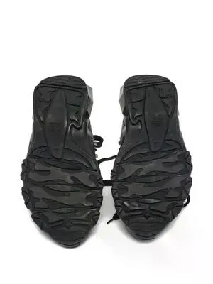 Valentino Garavani Studded Embellishment Sneakers