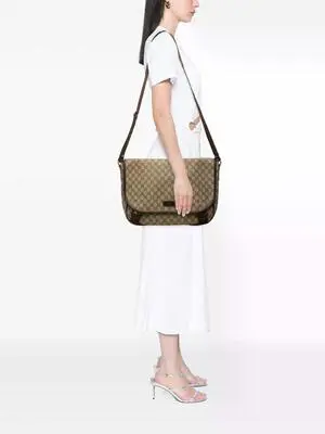 Gucci Gg Supreme Messenger Bag