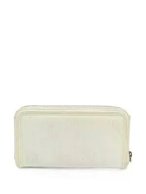 Burberry Zip-up Wallet