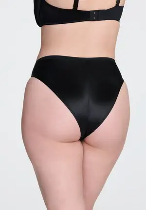 CUUP The Highwaist Satin