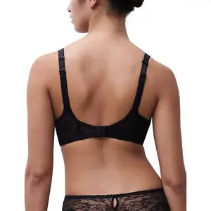 Chantelle Kiss Plunge T-shirt Bra