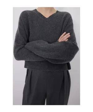 Loulou De Saison Anzor Boxy V-neck Sweater