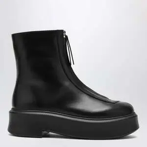 THE ROW Zipped Boot I Leather Boot - Black