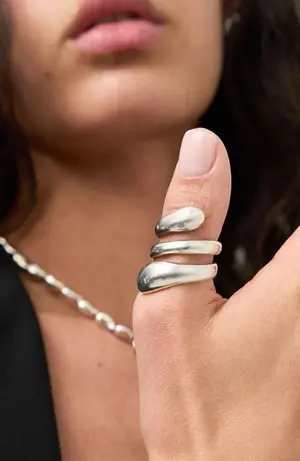 UNODE50 Triple Spiral Statement Ring