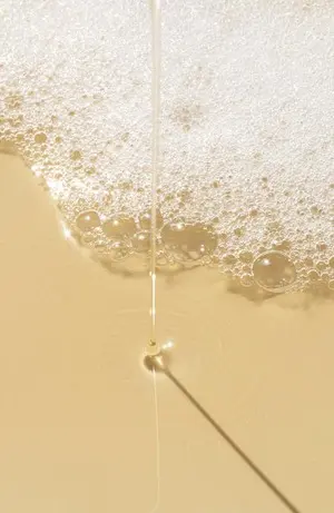 REVERIE Balancing Shampoo
