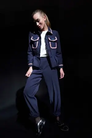 MAISON COMMON Cotton Wool Barrel Pants