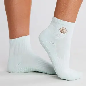 SOULS. Souls Seashell Grip Socks - Light Blue/aqua
