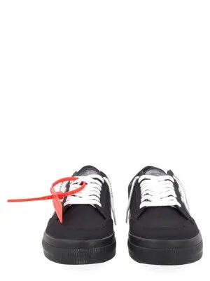 Off-White Sneaker " Vulc Low