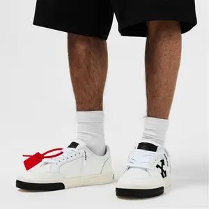 Off-White Round Toe Low-top Casual Shoes