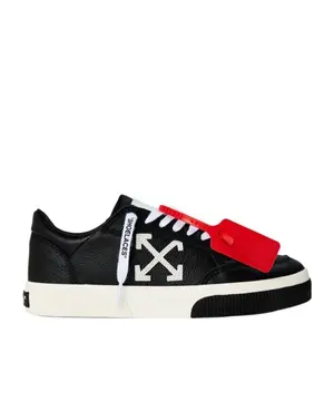 Off-White Round Toe Low-top Casual Shoes - Black