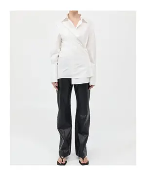 ST. AGNI Long Sleeve Shirt With Arched Hem