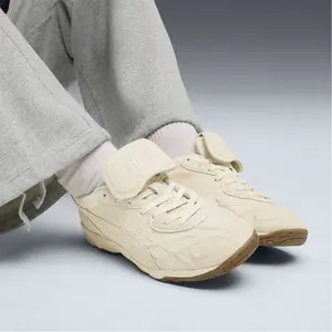 PUMA Low-top Sneakers