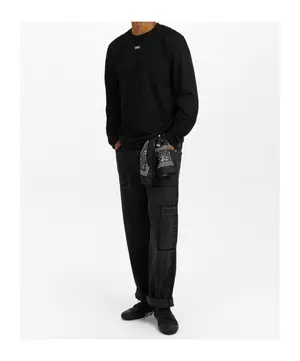 Off-White Logo Long-sleeve T-shirt