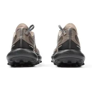 Satisfy Running Sneakers