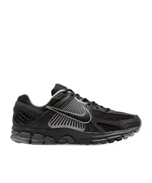 Nike Vomero 5 Athletic Sneakers - Black