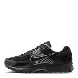 Nike Vomero 5 Athletic Sneakers - Black