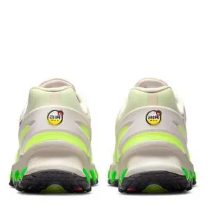 Nike Dn8 Trainers - Nude