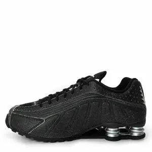 Nike Low-top Athletic Sneakers With Silver-toned Shock Absorption - Black