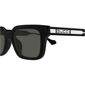 Gucci Rectangular Sunglasses With Branded Temples