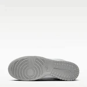 Nike Dunk Low Trainers - Gray