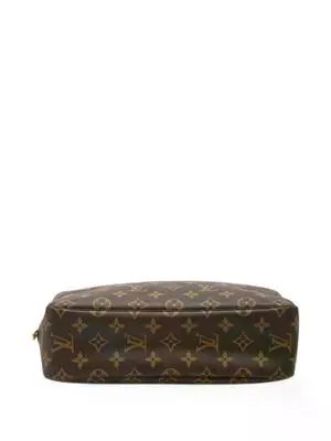 LOUIS VUITTON Monogram Canvas Trousse Toilette 28 Clutch Bag
