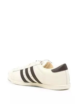 Adidas Superstar Sneakers