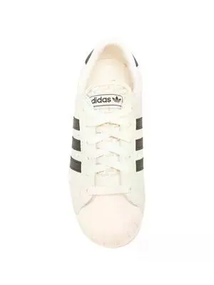 Adidas Superstar Sneakers