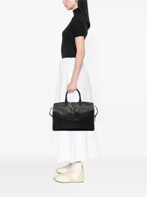 Saint Laurent 2000-2026 Large Leather Cabas Chyc Satchel - Black