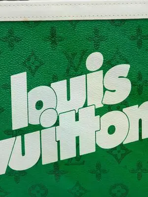 LOUIS VUITTON Voyage Mm Monogram Clutch Bag - Green