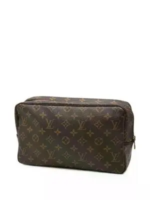 LOUIS VUITTON Monogram Canvas Trousse Toilette 28 Clutch