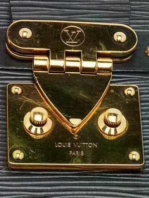 LOUIS VUITTON Petite Malle Epi-leather Mini Bag